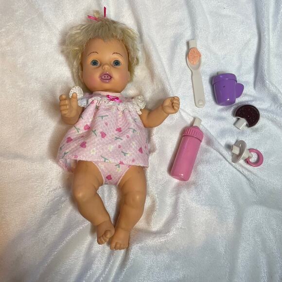 amazing ashley | Toys | Amazing Ashley Doll 9s Toy With Accessories ...